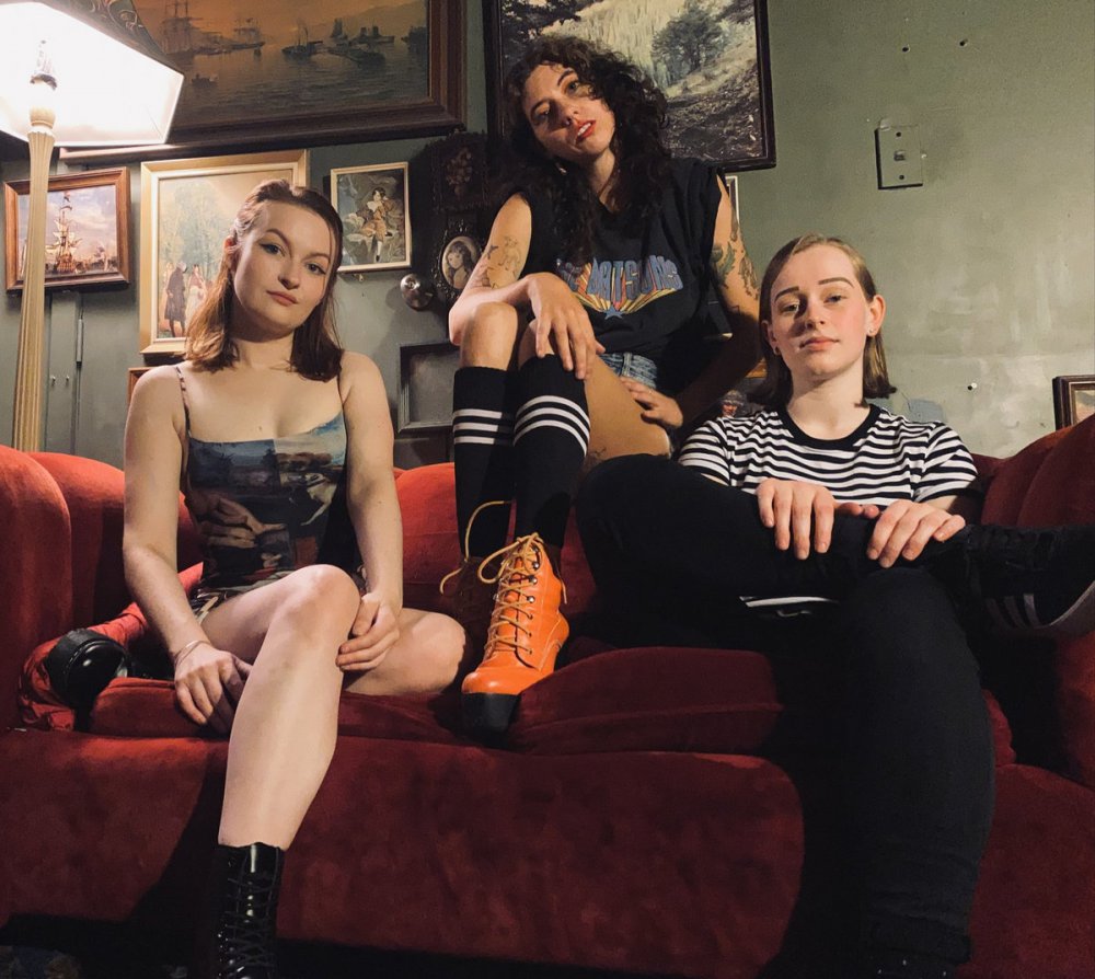 Bin Day - Muzic.NZ - Musicians & Bands