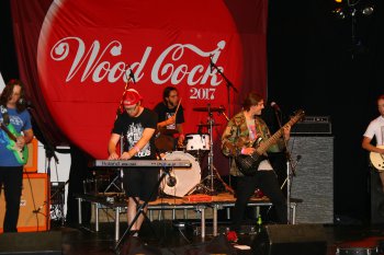 Diehards of Deep Dish - Muzic.NZ - Musicians & Bands