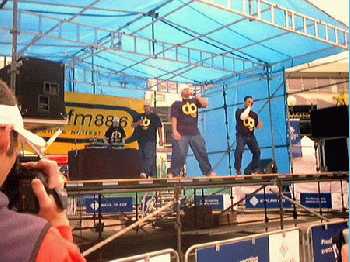 Dubious Brothers - Muzic.NZ - Musicians & Bands