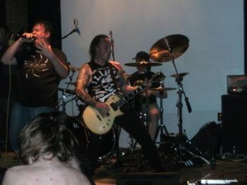 Fractured - Muzic.NZ - Musicians & Bands