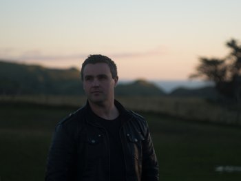 Manon Peak - Muzic.NZ - Musicians & Bands