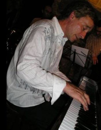 Phil Broadhurst - Muzic.NZ - Musicians & Bands