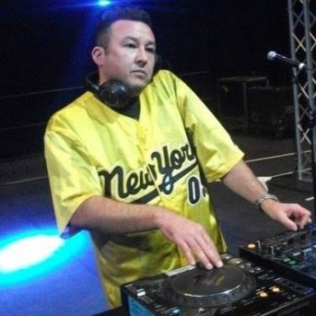 Sample Gee - Muzic.NZ - Musicians & Bands