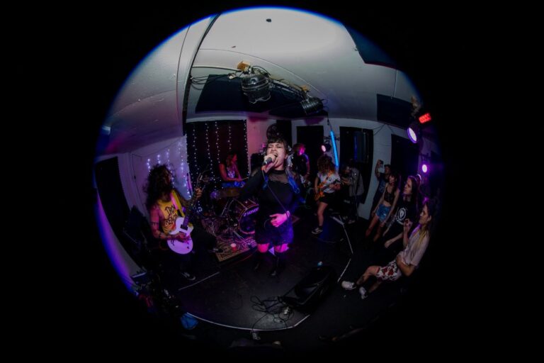 MNZ Interview: The Distorted Transmission S03 / E14 – Skull Patrol ...