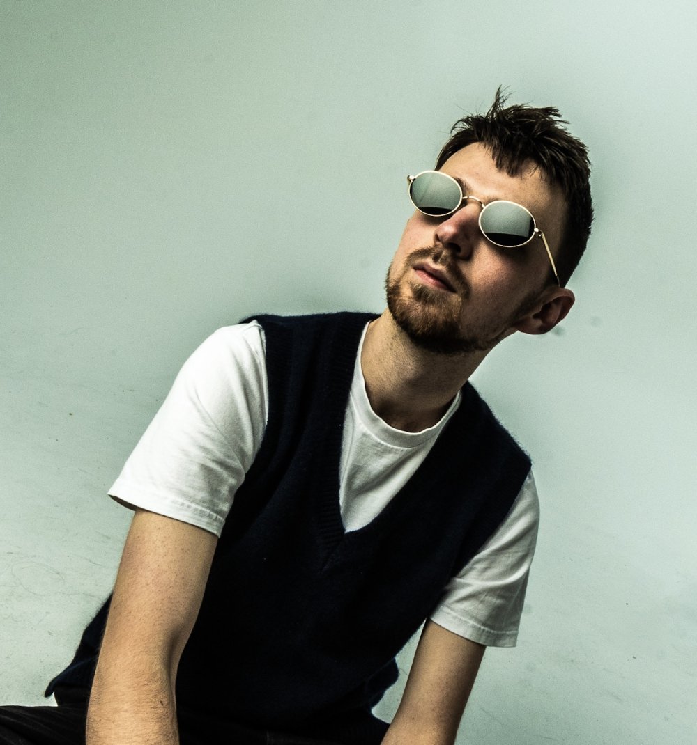 Tarn PK - Muzic.NZ - Musicians & Bands