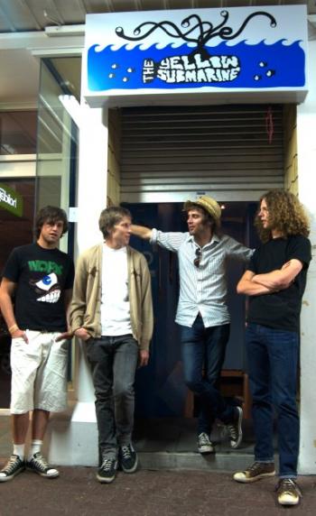 The Lookie Loos - Muzic.NZ - Musicians & Bands