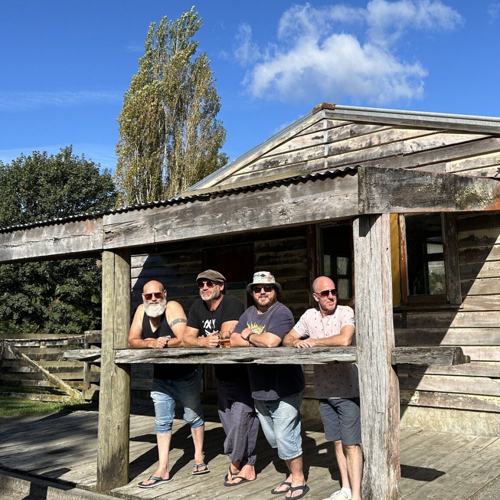 TheSlacks - Muzic.NZ - Musicians & Bands