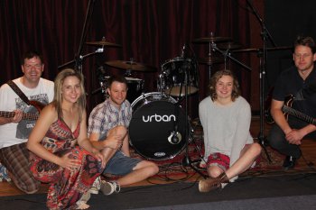 Urban - Muzic.NZ - Musicians & Bands