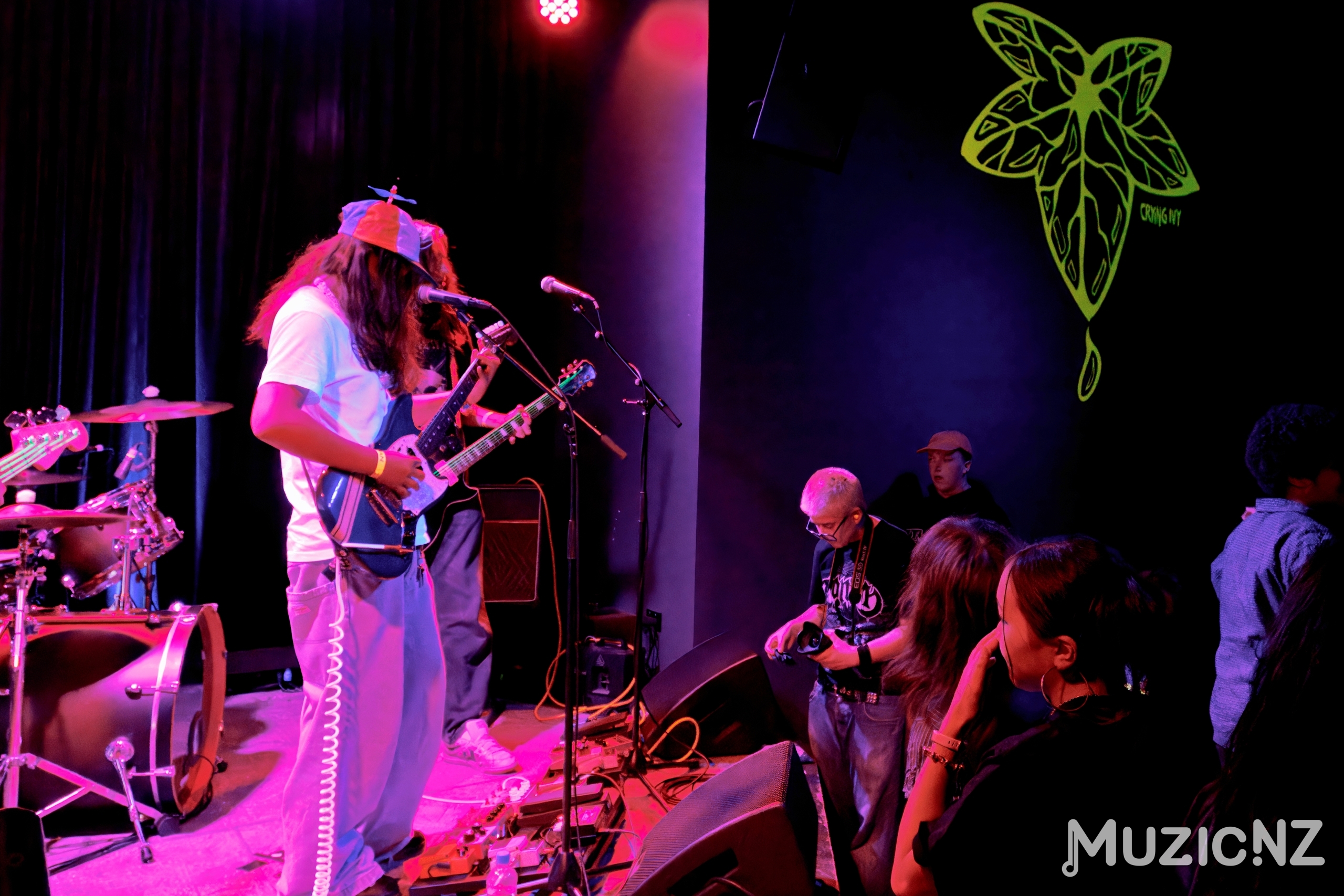 Crying Ivy @ Big Fan, Auckland – 13/12/2025 – Muzic.NZ