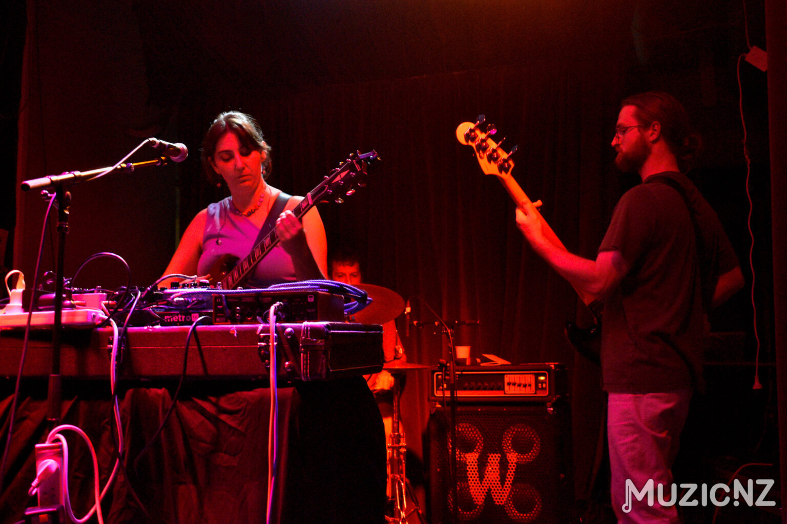 Louisa Nicklin @ Hamilton Arts Festival, Hamilton – 1/03/2025 – Muzic.NZ