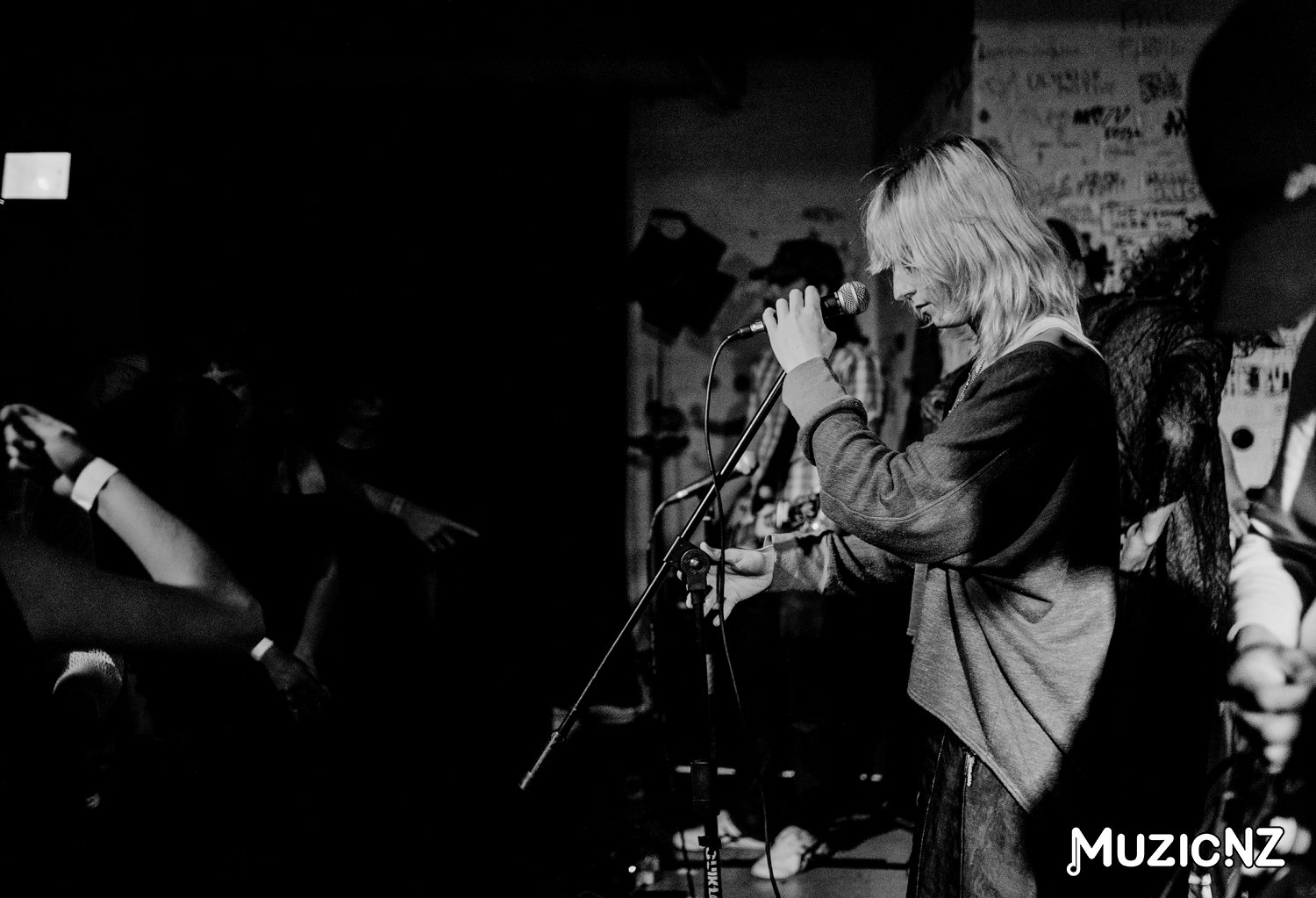 FESHH @ Underground, The Others Way, Auckland – 01/12/2023 – Muzic.NZ