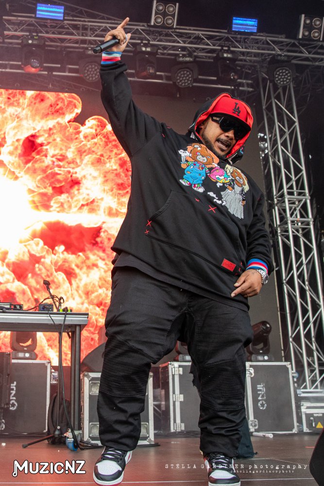 Savage - Muzic.NZ - Musicians & Bands