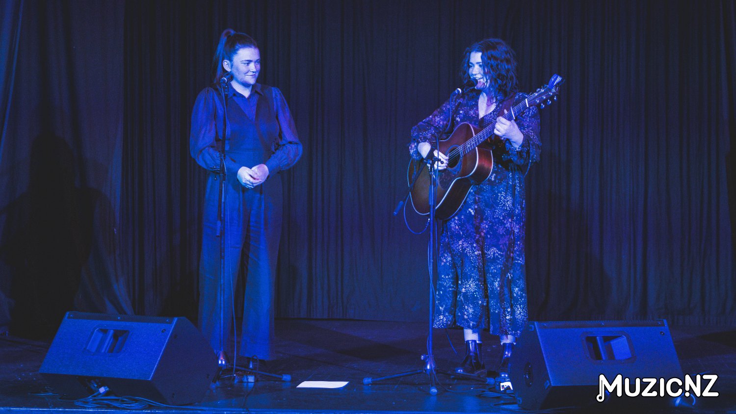 The Mitchell Twins @ Little Theatre, Gore – 01/06/2024 – Muzic.NZ