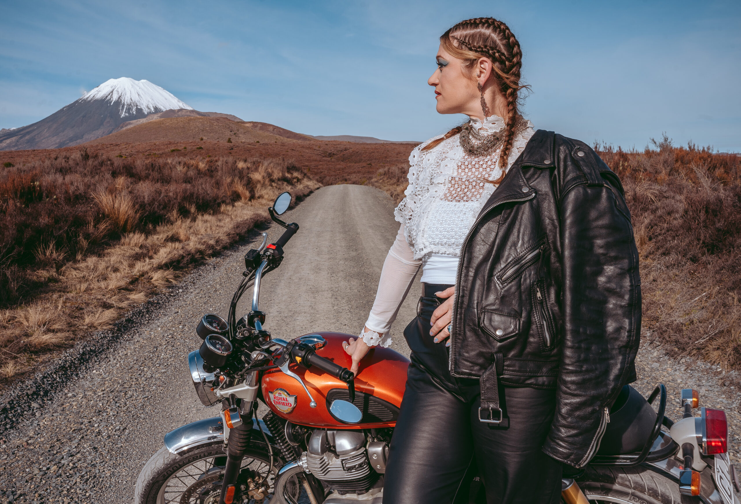 Rising electro-pop sensation Soulti shares the video for her powerful ...