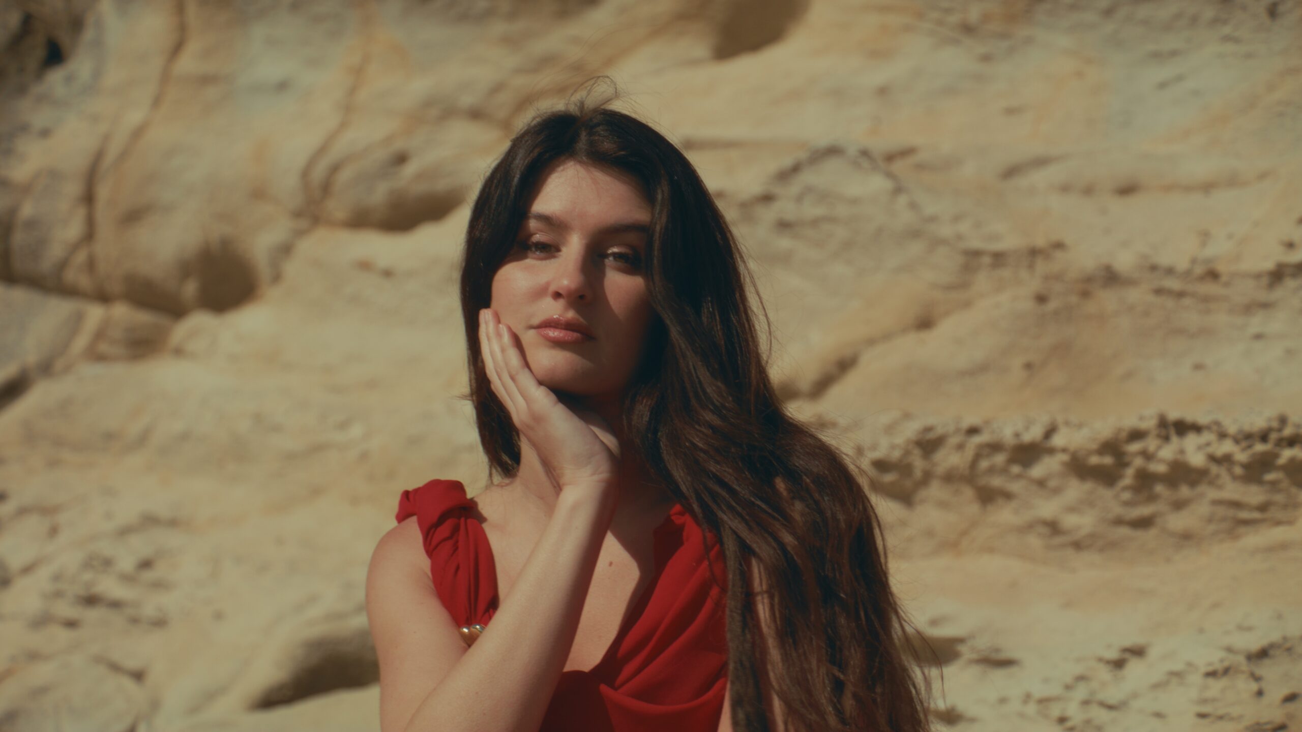 alayna shines on gorgeous single ‘Softly’ & announces sophomore album ...