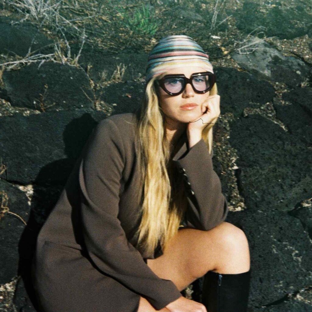 Amelia Power Releases her New Pop Rock Single ‘Goodbye For Now’ – Muzic.NZ