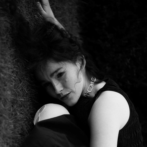 International breakthrough artist Robinson releases expansive new ...