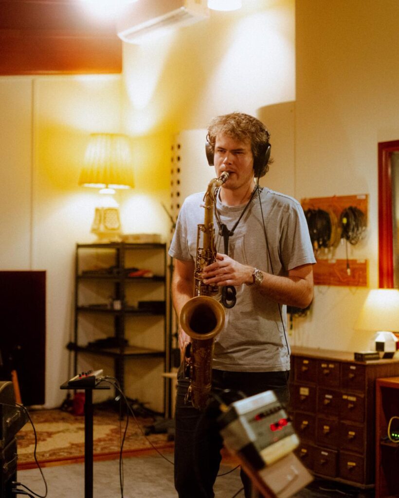 Isdale And Reiki Ruawai Unveil ‘Change Direction’ – A Drum & Bass ...