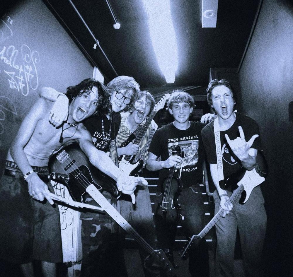 Ivy add a fifth band member and head back into the studio – Muzic.NZ