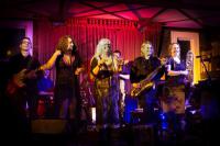 Julie Lamb Outfit – Winter Tour – Muzic.NZ