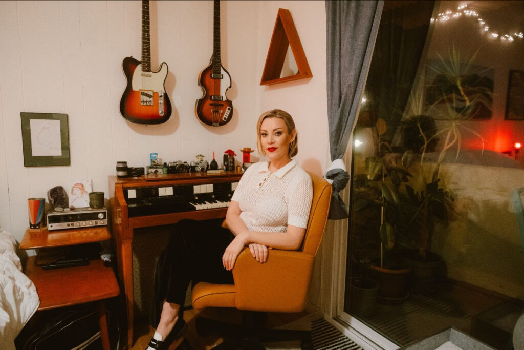 Celebrated NZ-born, LA-based singer-songwriter Lisa Crawley releases ...