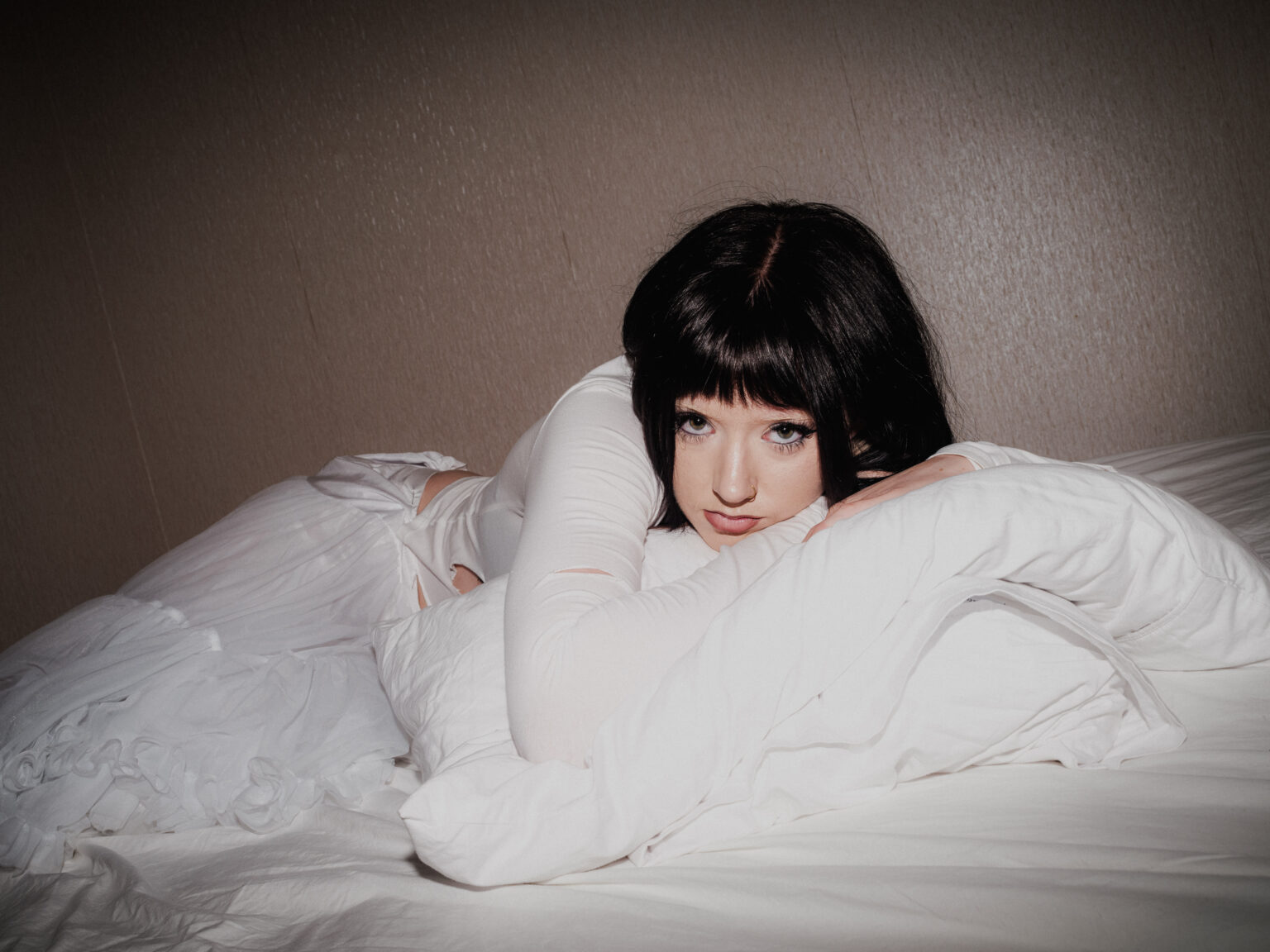 Rising NZ Artist Lucy Gray Releases ‘Pull Out Mattress’ – Muzic.NZ