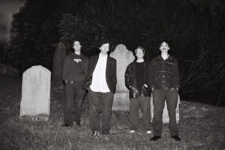 Mall Goth arrive with debut single ‘Have A Nice Day Sir’ – Muzic.NZ
