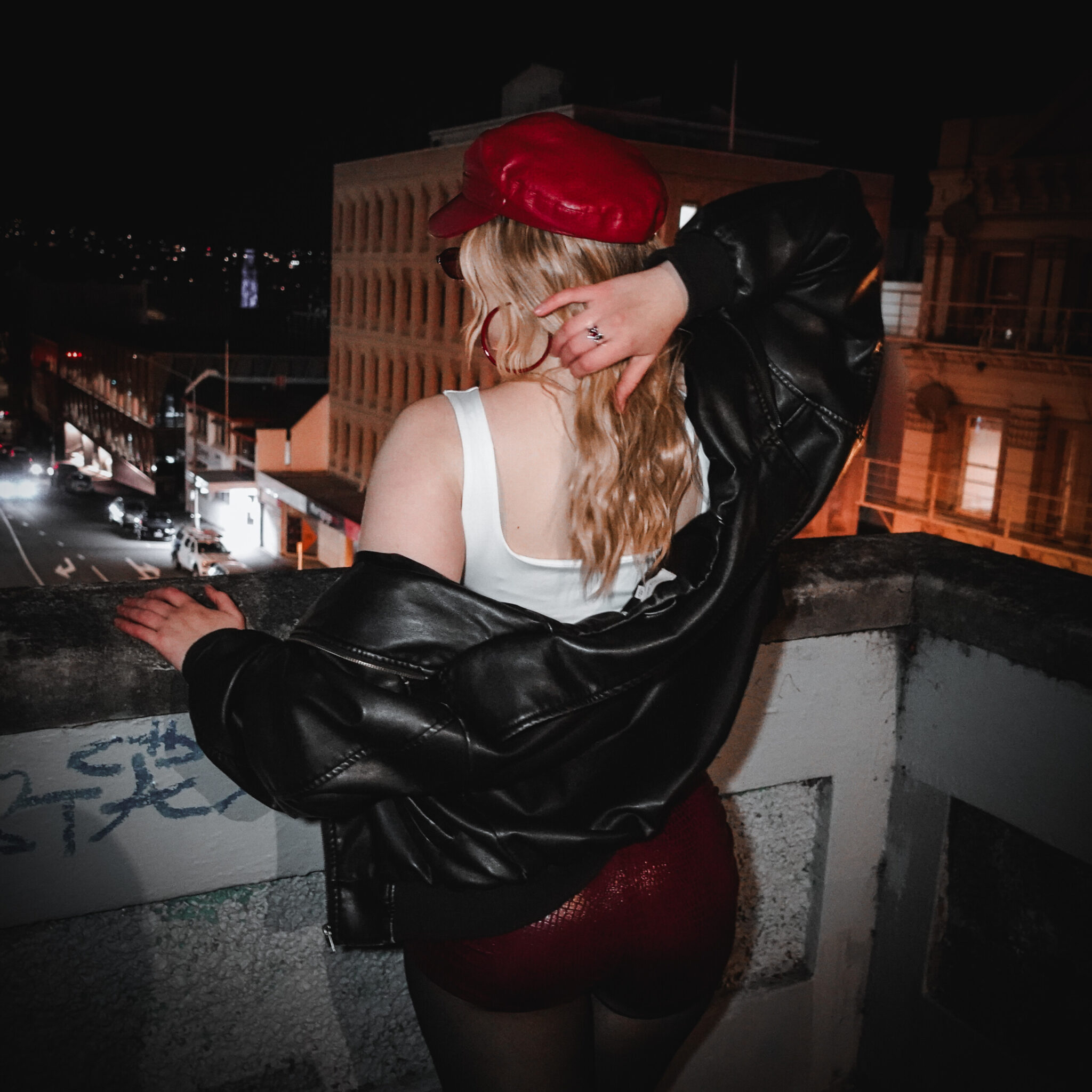 Niamh Crooks Returns With Empowering Dark-Pop Single – Muzic.NZ