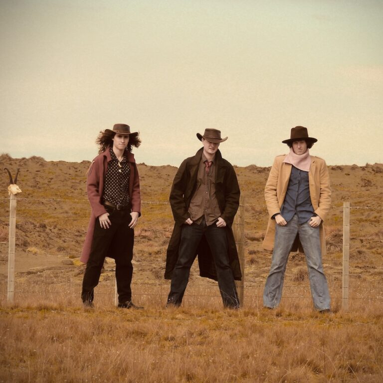 Emerging NZ Band Sandfly Releases Single ‘Long Way From Home’ – Muzic.NZ