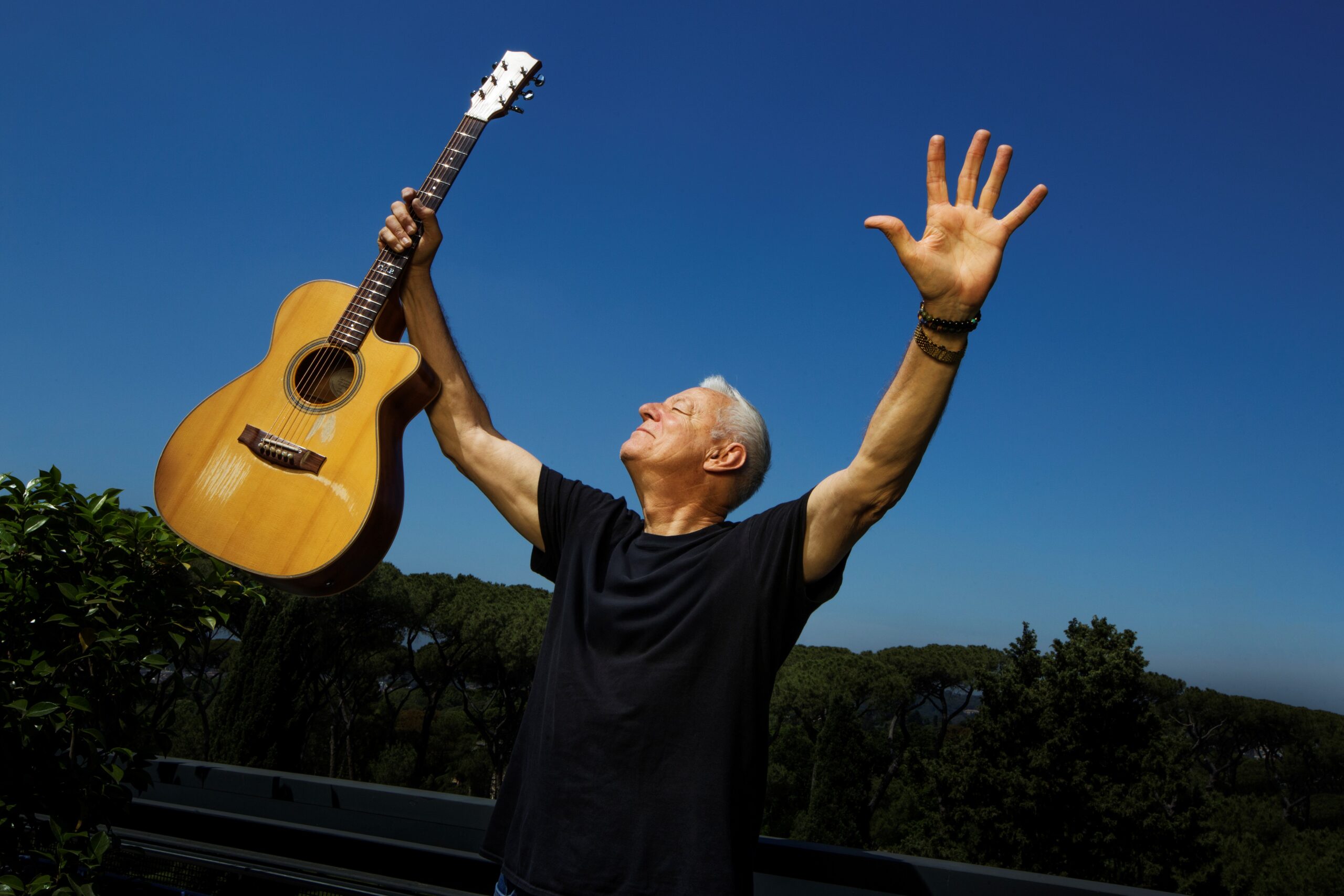 Tommy Emmanuel CGP announces 2026 NZ tour – Muzic.NZ