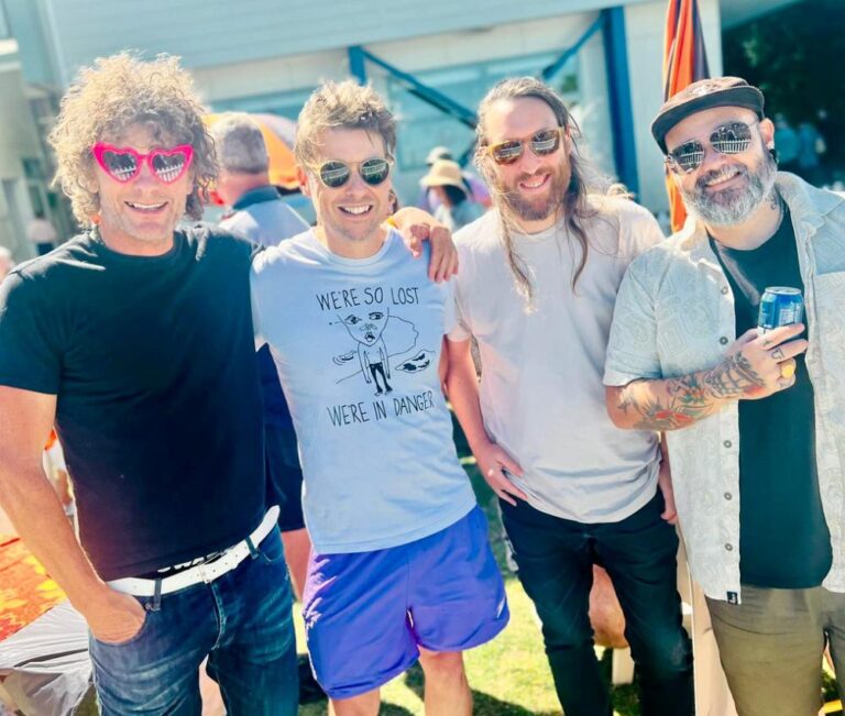 Voom Release New Single ‘Martin Phillipps’ – Muzic.NZ